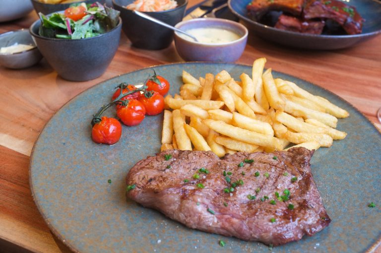 « Bidoche »: Steakhouse schaerbeekoise | La cuisine à quatre mains